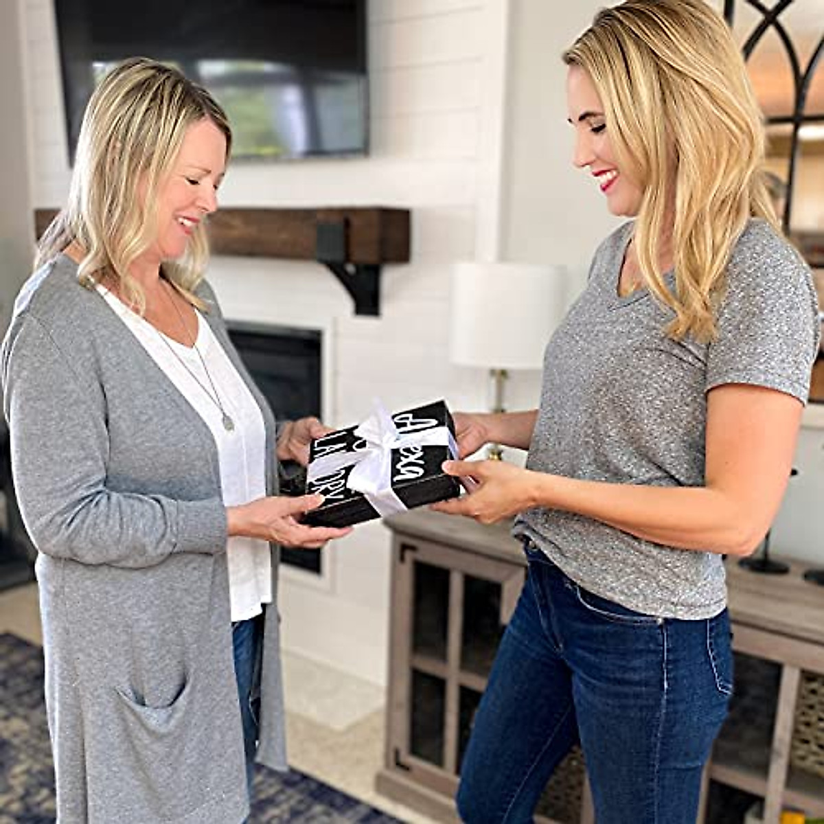 Alexa Do the Laundry Box Sign - Laundry Room Decor - 6x8 Funny Wooden Farmhouse Decoration for Home