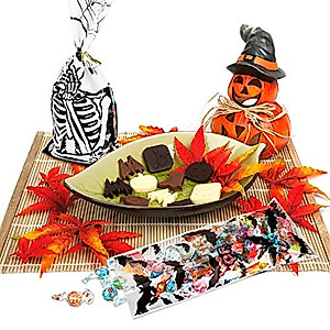 Zonon 160 Pieces Halloween Cellophane Treat Bags Halloween Candy Wrappers Pumpkin Skull Bat Presents Bags Transparent Candy Bag with 200 Pieces Ties for Halloween Party Favors