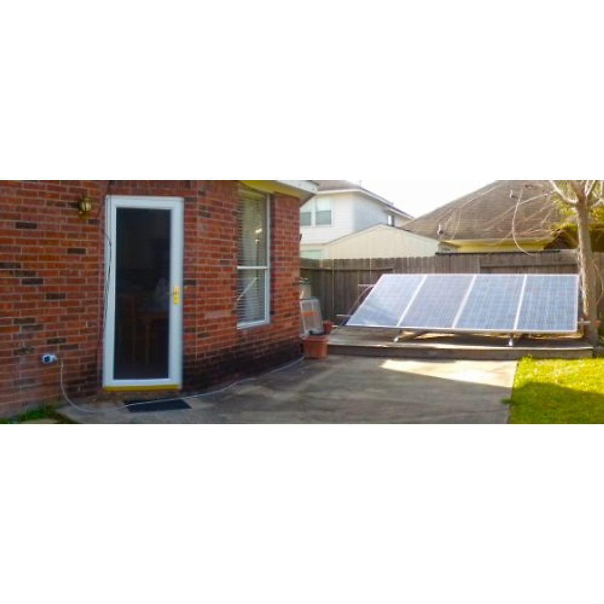 1.5KW PluggedSolar with 1500Watt Crystalline Solar Panels and Micro Grid Tie Inverter, Plug into Wall, 120V or 240V AC Outlet, Utility Approved