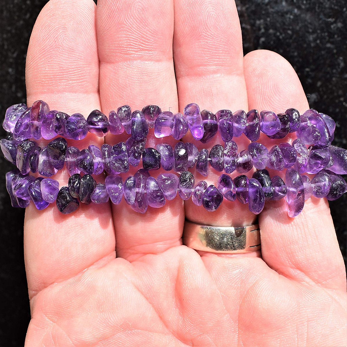Zenergy Gems CHARGED Premium 7" Natural Dark Amethyst Crystal Chip Bracelet Stretchy + Selenite Heart Charging Crystal (GAIN CREATIVITY, COURAGE, INDEPENDENCE, & PROSPERITY - BALANCES EMOTIONS)