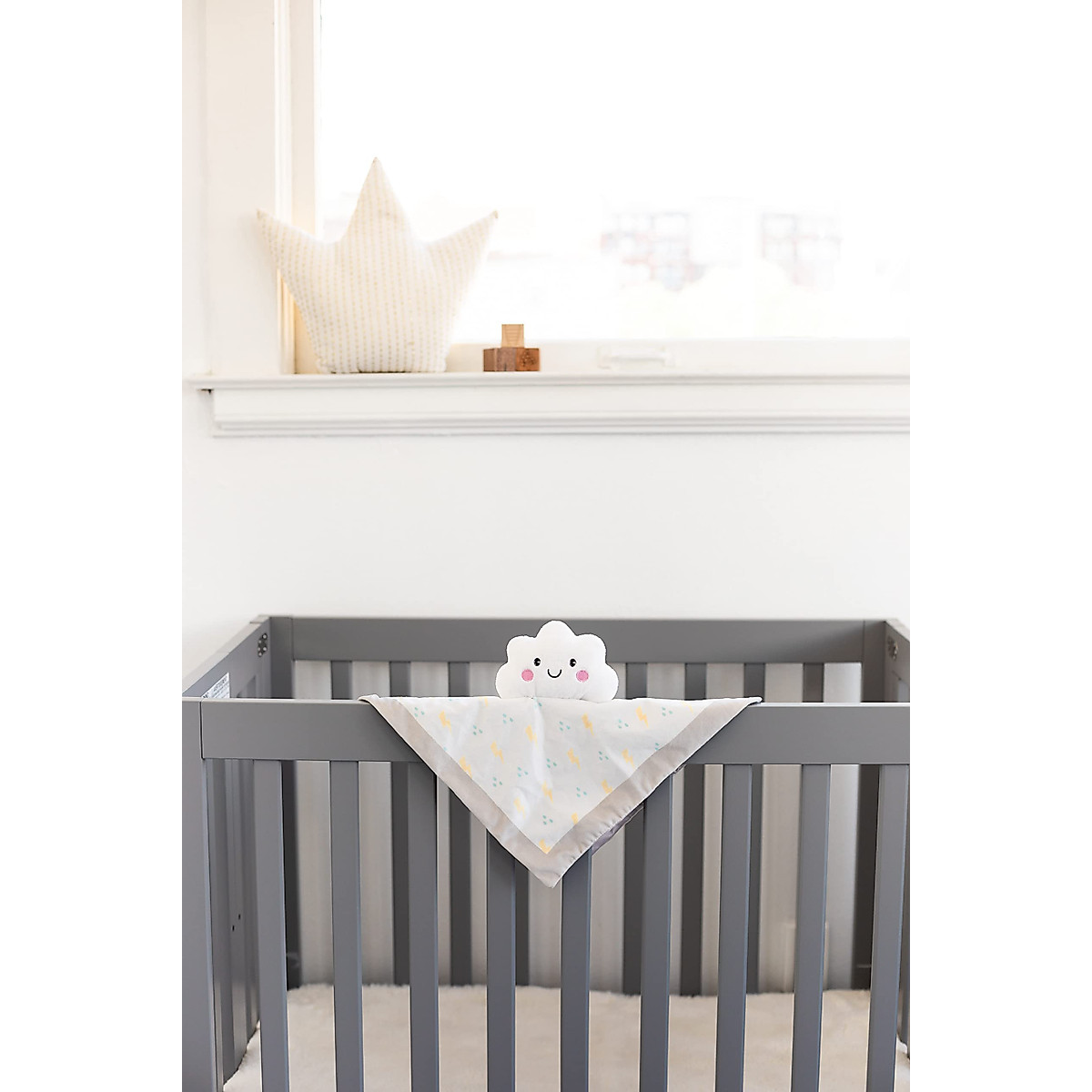 Pearhead Soft Cloud Lovey Snuggle Blanket, Newborn Infant and Toddler Security Toy, Stuffed Animal Plush Lovie for Baby Girl or Boy, White and Gray