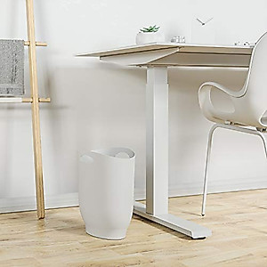 Umbra Harlo, 2.4 Gallon, White Sleek & Stylish Bathroom Trash Can, Small Garbage Bin Wastebasket for Narrow Spaces at Home or Office, 2-1/2 Gallon Capacity, 2.3 - 1012181-660