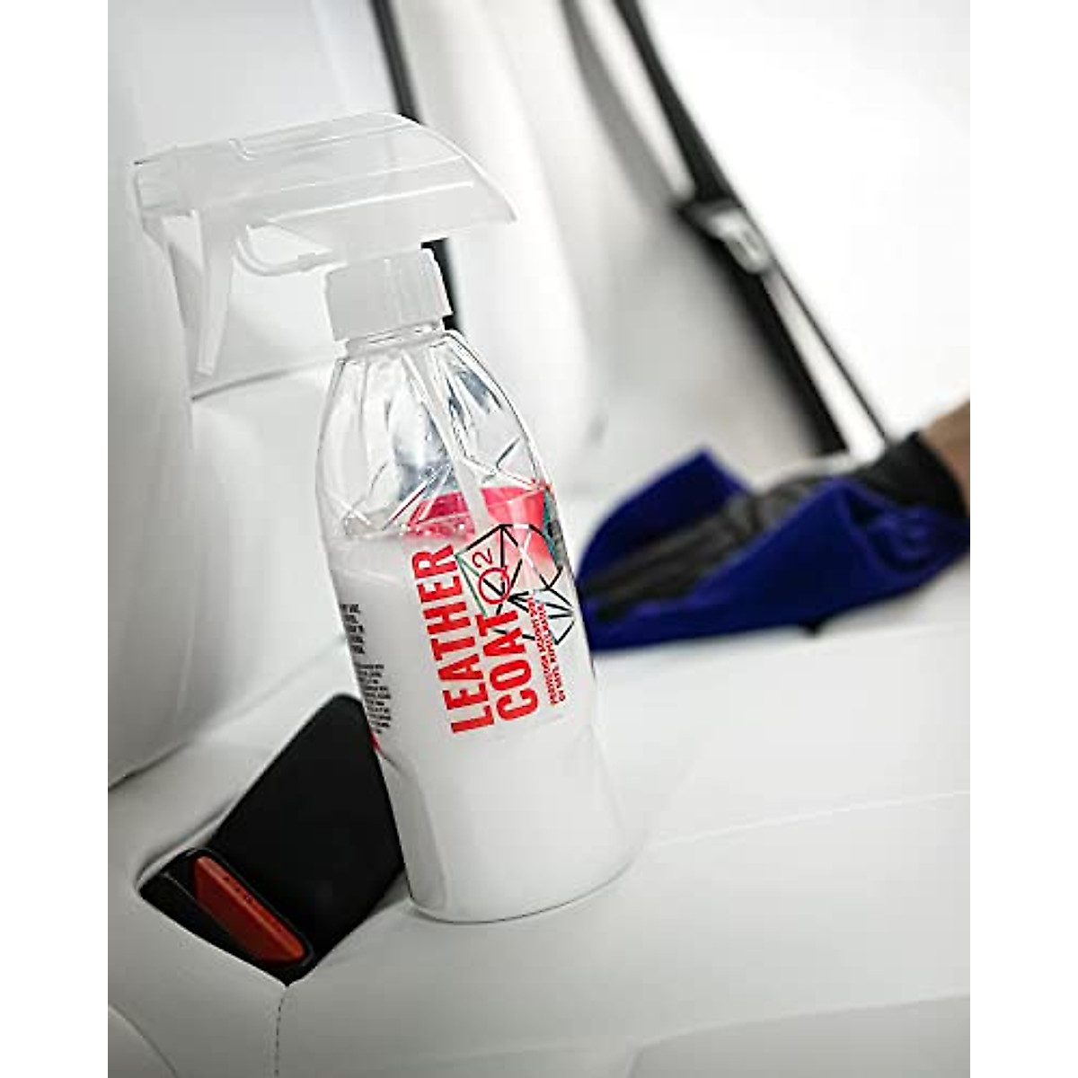 GYEON Quartz Q² LeatherCoat - Easy to Use Leather Protection - Spray On/Wipe Off - Natural Satin Finish - Highly Repellent - Prevents Fading - UV Protection