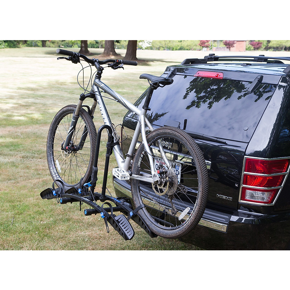 Heininger 2037 Advantage Sports Rack Flat Rack 2 Bike Platform Hitch Mounted Rack with Hitch Lock