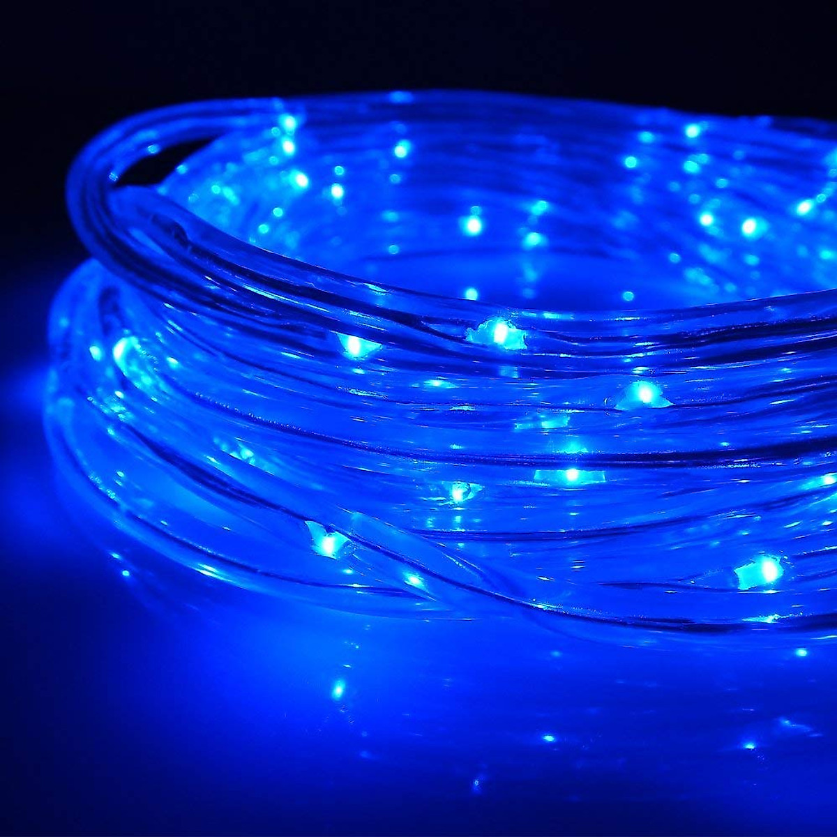SOCO Solar Rope Lights Outdoor, 33ft 100LED Outdoor Christmas Lighting Waterproof Solar Powered PVC Tube String Lights Decoration for Outdoor Indoor Garden Garden Patio Parties Halloween(Blue)