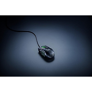 Razer Universal Grip Tape - Pre-Cut Anti-Slip Tape for Gaming Peripherals and Other Devices (4 Pre-Cut All-Purpose Stickers, Self-Adhesive Design) Black