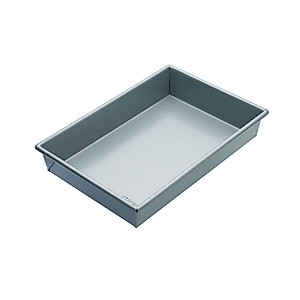 Chicago Metallic Professional Compact Baking Set with Non Stick Roasting Tin, Cupcake Tray, Baking Tray and Roasting Rack, Carbon Steel, 4 Pieces