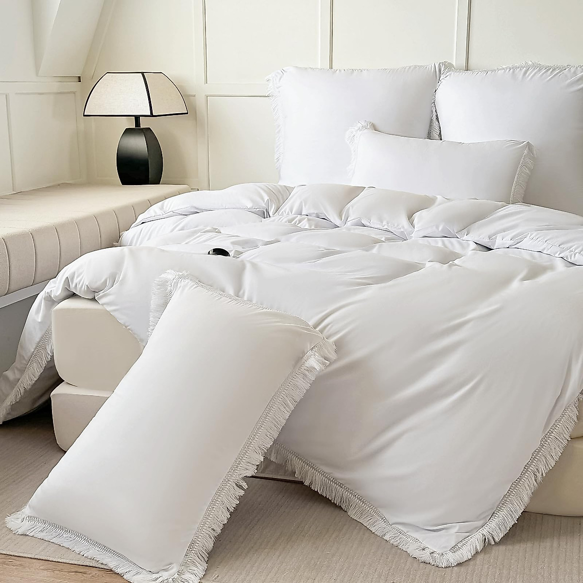 Amolavet White Duvet Cover Queen Size Boho Tassel Ultra Soft Lightweight Brushed Microfiber Queen Duvet Cover 3 Pieces Set 1 Duvet Cover 90x90 with Zipper Closure + Corner Ties and 2 Pillow Shams