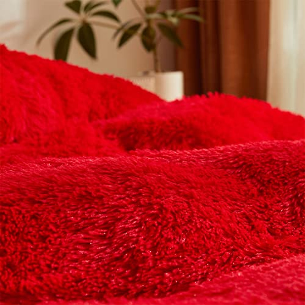 Red Fluffy Comforter Cover Shaggy Plush Set,Ultra Soft Faux Fur Duvet Cover Bedding Sets Queen 3 Pieces with Pillow Cases, red Fuzzy Bed Set Zipper Closure (Red, Queen)