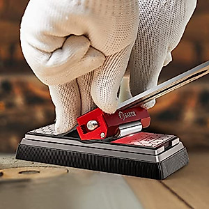 Saker Honing Guide with Whetstone - Red Off-Center Upgraded Honing Tool and Diamond Sharpening Stone Set Kit for Knife, Short Chisels and Planes, Fine/Coarse Plate, 400/1000/Grit, (X39819)