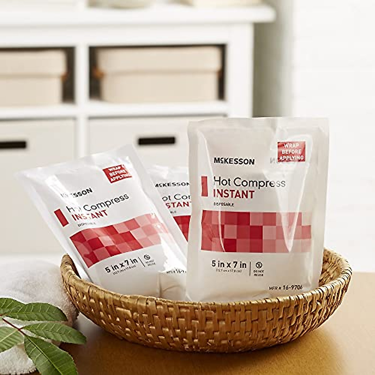 McKesson Hot Compress, Instant Hot Pack, Disposable, 5 in x 7 in, 1 Count, 24 Packs, 24 Total