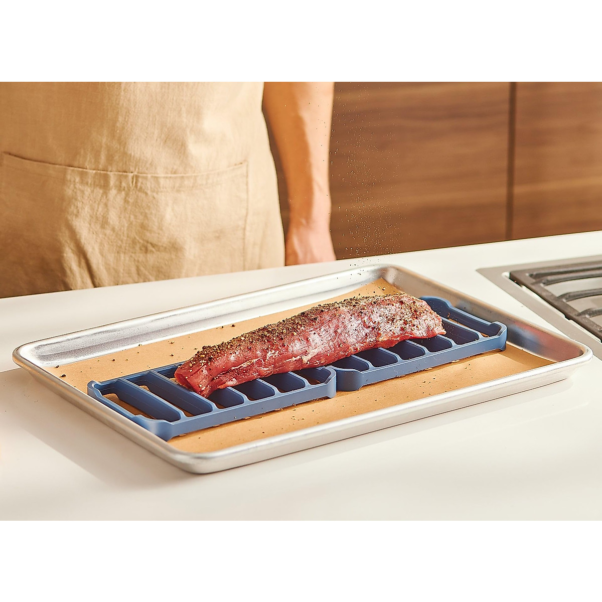 Misen Silicone Roasting Racks - Flexible 2-Piece Design, Maximum Airflow, Nonstick Surface, Easy to Clean, Perfect for Easy Sheet-Pan Dinners, No Scrubbing, High-Grade Silicone, Oven & Dishwasher Safe