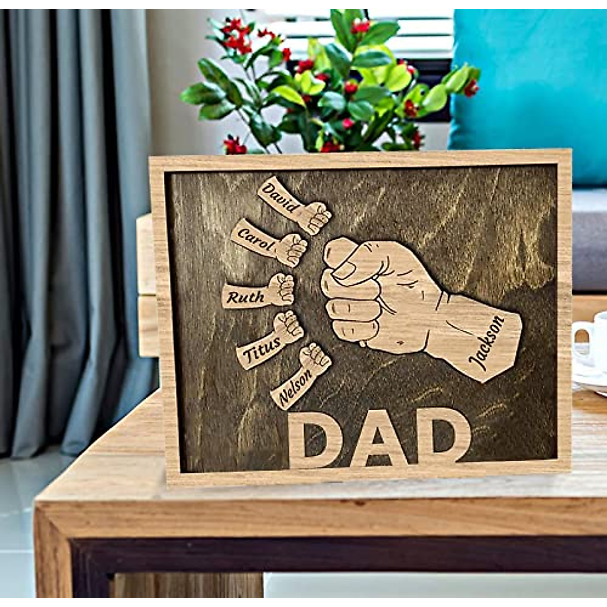 Personalized Fists Fathers Day Wood Sign, Custom Dad Plaque Family Tree Frames Wooden Plaques Decor Engraved Family Names Desk Plaque for Dad、Daddy、Papa、Grandpa from Daughter, Son,Wife - Dad、Grandpa Gifts