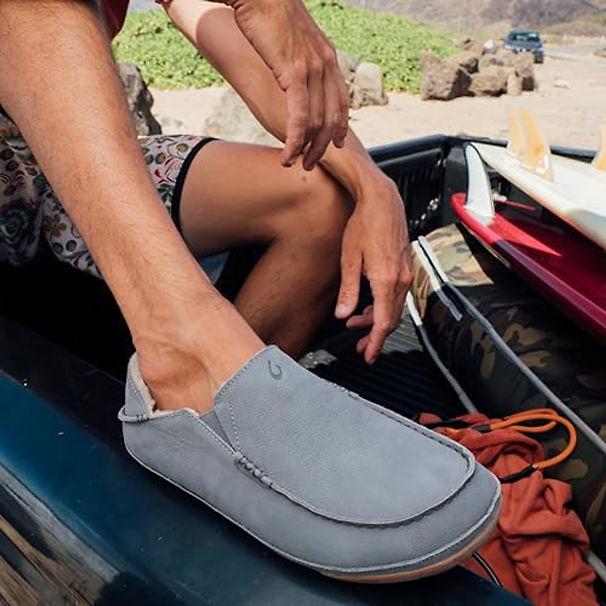 OLUKAI Kipuka Hulu Men's Leather Slippers, Premium Nubuck Leather Slip On Shoes, Shearling Lining & Gel Insert, Drop-In Heel Design, Charcoal/Charcoal, 11
