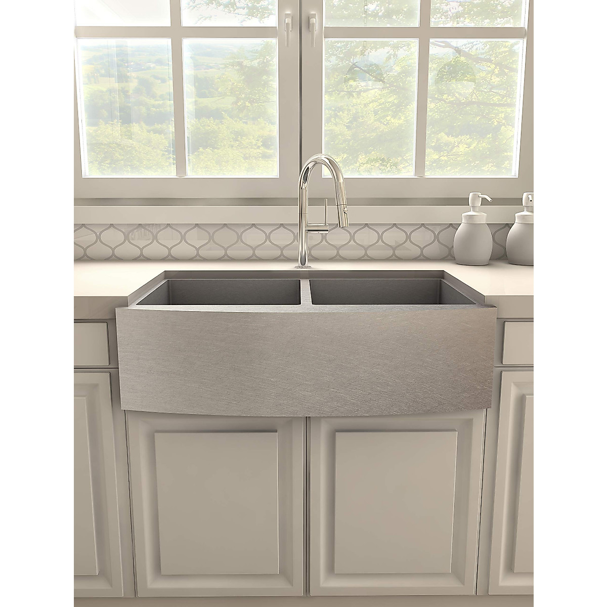 ZLINE Voltaire Kitchen Faucet in Chrome (11-0128-CH)