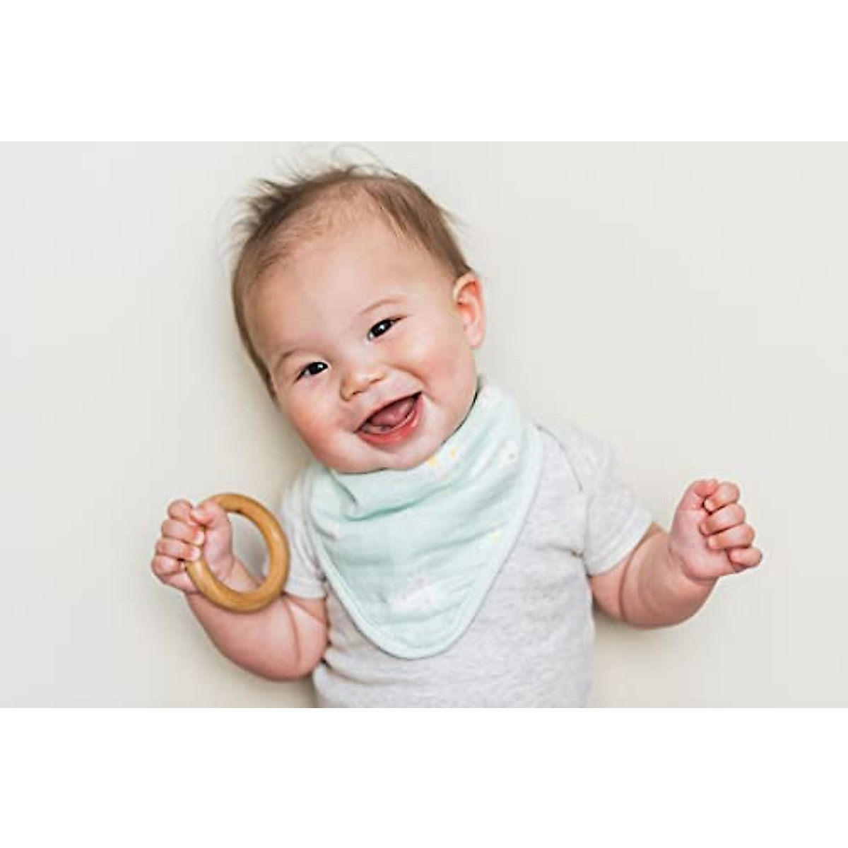 Nightingale Baby Bandana Bibs - Absorbent, Soft, Hypoallergenic Bamboo Muslin Drool Cloths - Cute Drooling Bibs for Boys and Girls (Bee/Fruit/Daisy)