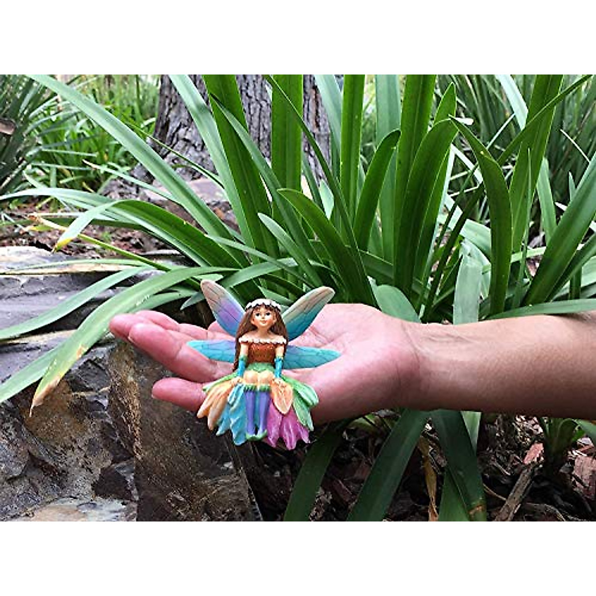 GlitZGlam Daisy The Gorgeous Miniature Fairy for Your Fairy Garden/Miniature Garden