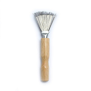 Luwigs Metal Wire Rake Wooden Handle Comb for Home Salon - Hair Dirt Removal Cleaning Tool