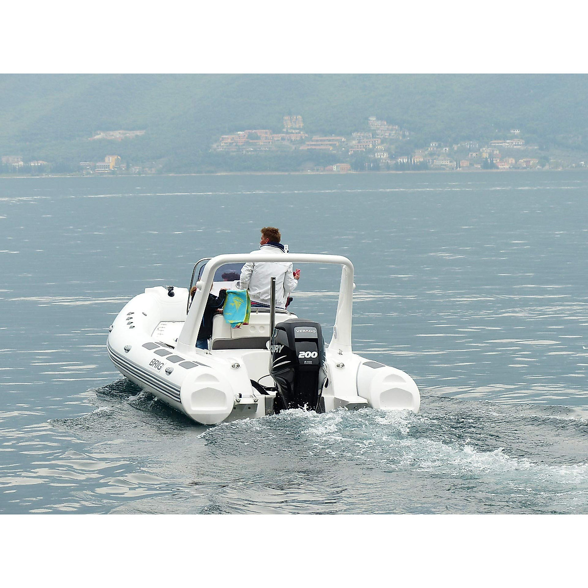 Uniden UM435BK Advanced Fixed Mount VHF Marine Radio, All USA/International/Canadian Marine Channels including new 4-Digit, CDN “B” Channels, 1 Watt/25 Watt Power, Waterproof IPX8 Submersible, Black