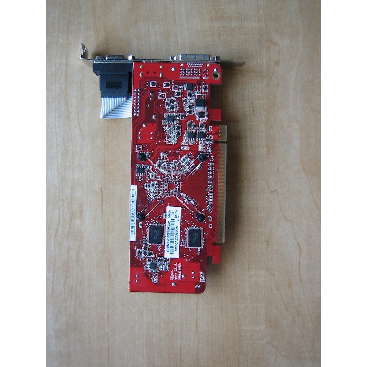 ASUS AMD Radeon HD 5450 SILENT Series with 0dB Thermal Solution and 1 GB Memory Video Card EAH5450 SILENT/DI/1GD3(LP)