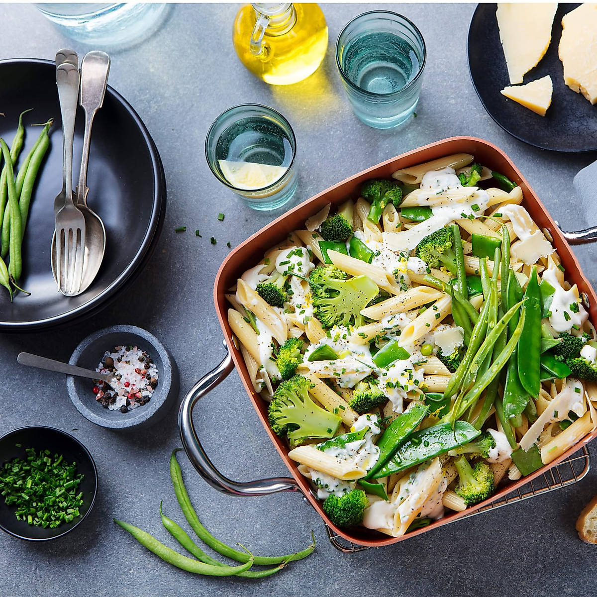 Moss & Stone 5 Pcs Copper Chef Cookware Set, 9.5” Non Stick Deep Frying Pan, Fry Basket, Steamer Rack, Dishwasher & Oven Safe, 5 Quart Deep Square Pan, Induction Copper Cookware Set - 9.5"x3.5"