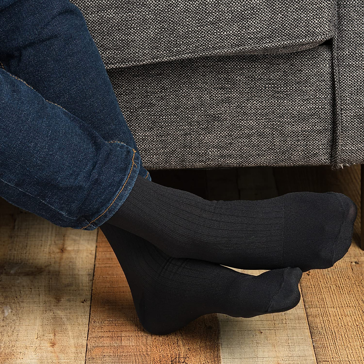 EvoNation Men’s Knee High 8-15 mmHg Graduated Compression Socks – Mild Pressure Compression Garment