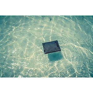 Skog Å Kust Plånbok Floating Waterproof Wallet | Perfect for Boating, Kayaking and Other Outdoor Activities | Bifold Black