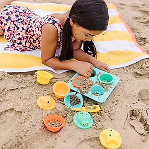 Melissa & Doug Sunny Patch Seaside Sidekicks Sand Cupcake Play Set - Toddler Beach Toys, Outdoor Toys For Sandbox, Sand Toys For Toddlers And Kids Ages 3+
