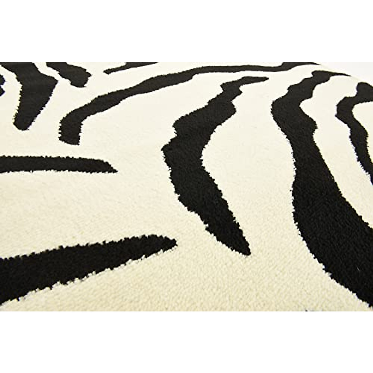 Unique Loom Wildlife Collection Animal Inspired with Zebra Design Area Rug, 4 ft x 4 ft, Ivory/Black