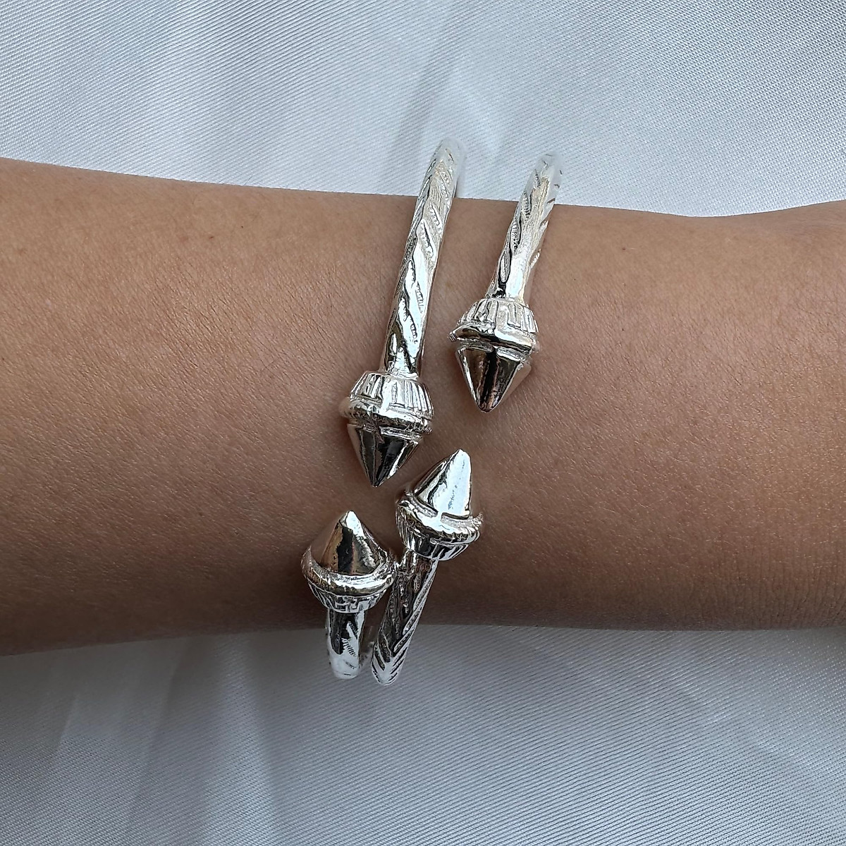 Better Jewelry Elegant Pointed Ends .925 Sterling Silver West Indian Bangles,1 pair