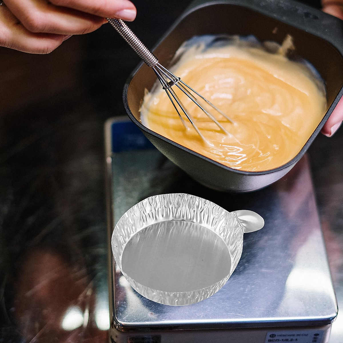 100pcs Aluminum Weighing Boats Liquid Mixing Foil Trays Aluminum Weighing Pan Foil Reusable Chemistry Weighing Pan for Laboratory Equipment Aluminum Foil Pans Labs Supplies