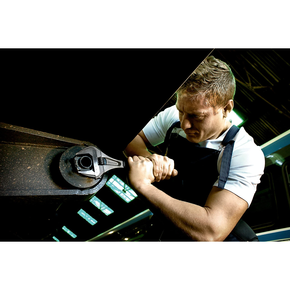 Bahco BAH9031RUS Ergo Big-Mouth Adjustable Wrench with Rubber Handle - 8 Inch - Black Phosphate Finish