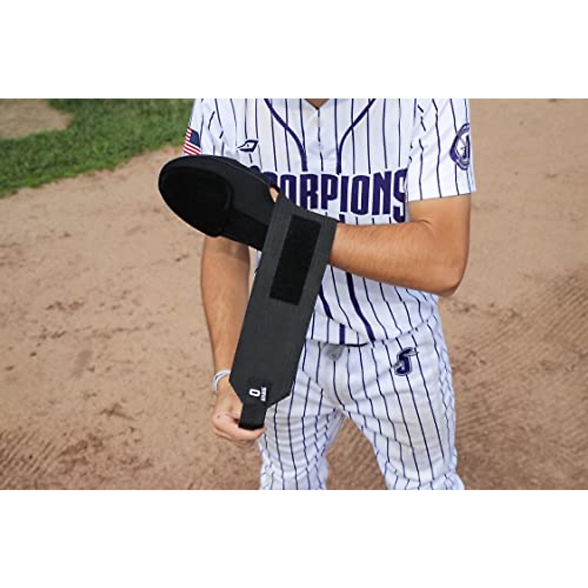 Baseball Sliding Mitt - Ergonomic Design, Easy On & Off, Protective Baseball Softball Glove with Wrist Guard for Base Runners (Right Hand)