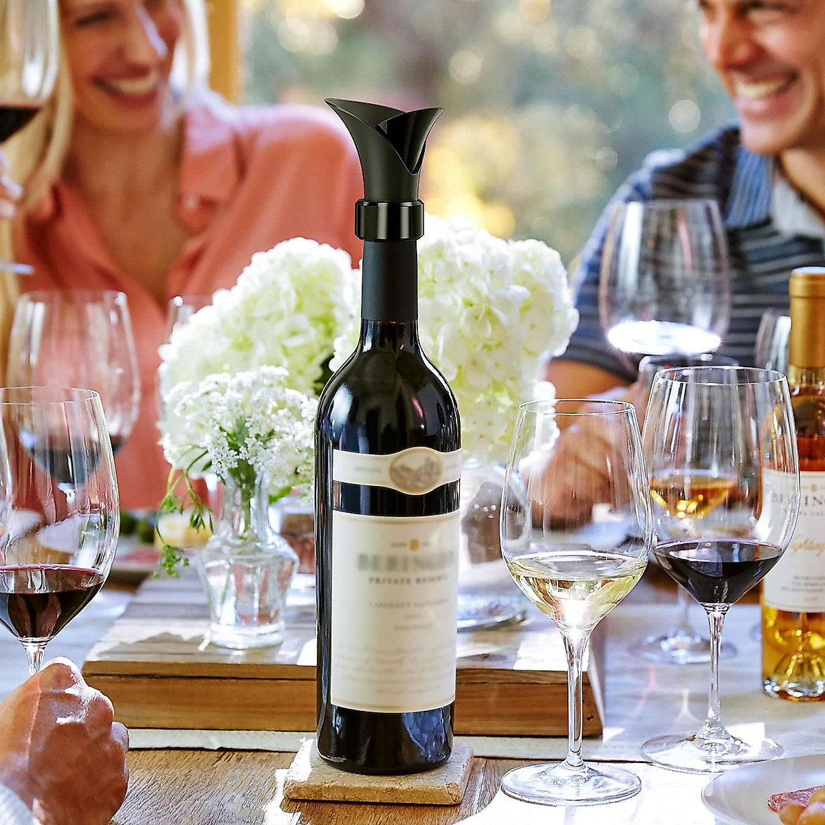 2 In 1 Red Wine Pourer&Stopper,Petal Red Wine Stopper,Flower Shape Pouring Decanter Silicone Wine Keep Fresh Seal Bottle Stopper,Champagne Sealed Bottle Cap Stopper Leak-proof