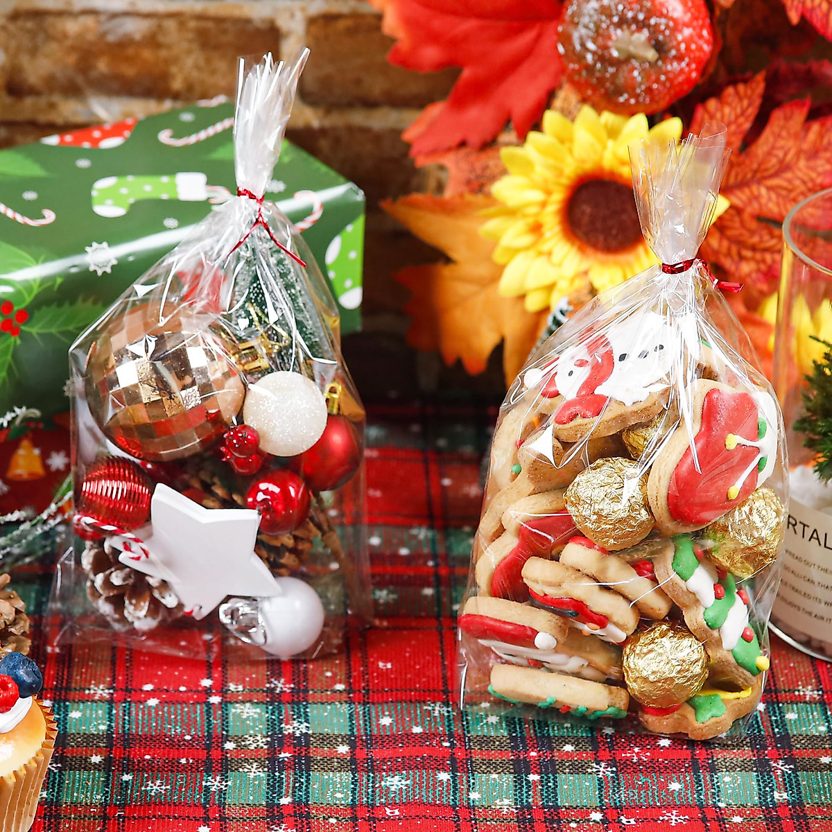 NPLUX 50 Pack Cellophane Bags, Clear Flat bottom Cellophane Treat Bags with 50 Pack Twist Ties for Candy Popcorn Cookie Small Gift Wrapping（6×9×2.4 Inches)