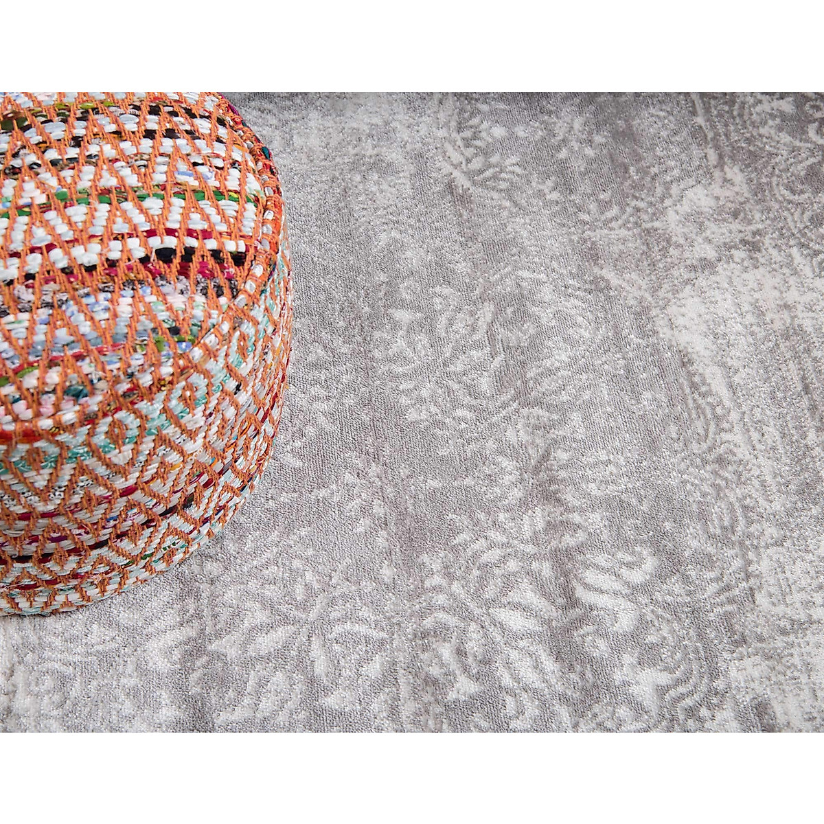 Unique Loom Sofia Collection Area Rug - Grand (6' 1" x 9' Rectangle, Light Gray/ Ivory)