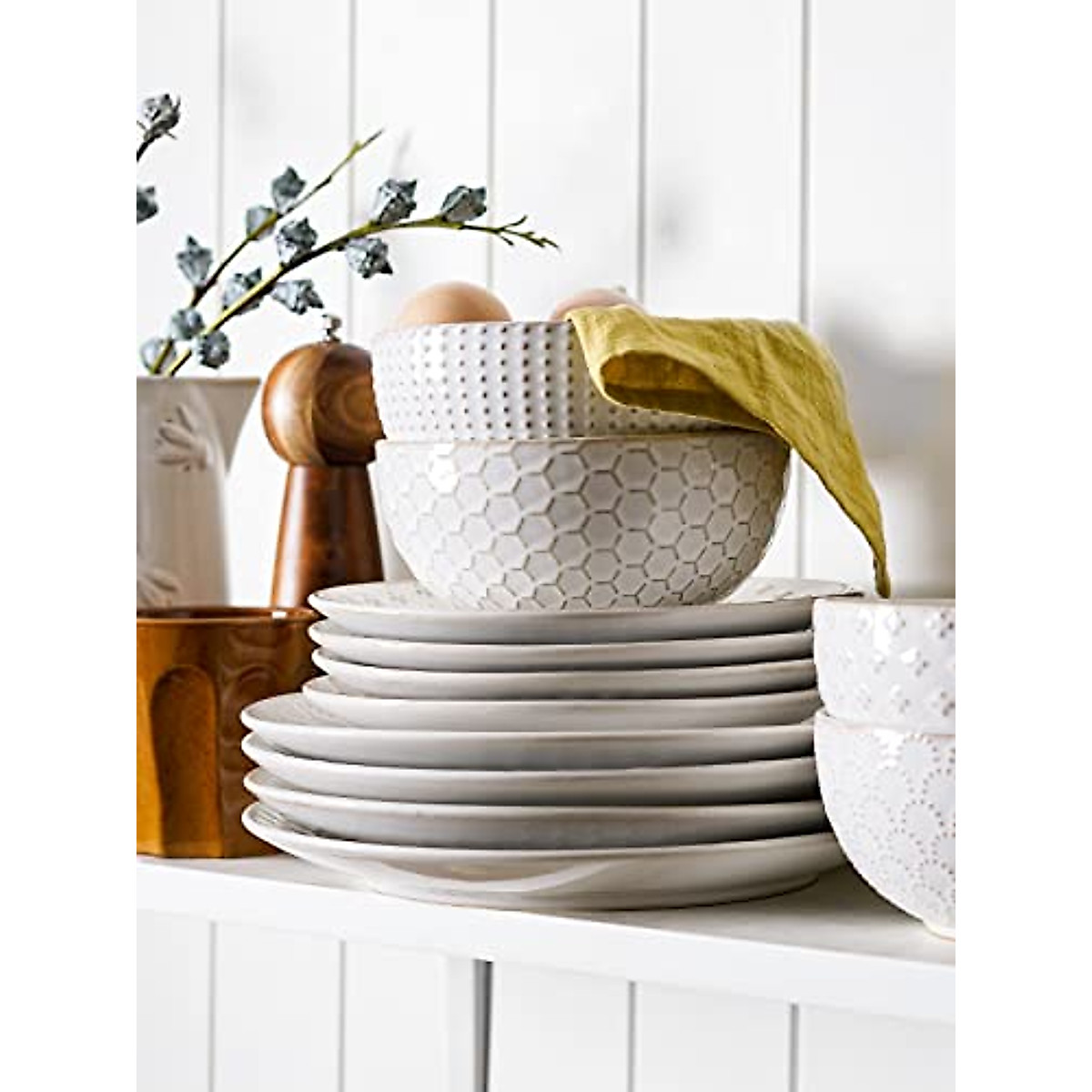 LE TAUCI Dinnerware Sets 12 Piece, Ceramic Plates and Bowls Set, House Warming Wedding Gift, Serve for 4 (10" Dinner Plates + 8" Salad Dish + 22 oz Cereal Bowl) x 4, Dishwasher safe - Arctic White