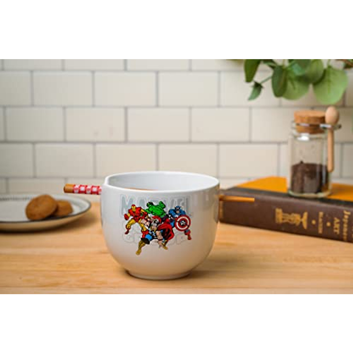 Silver Buffalo Marvel Retro Group Avengers Featuring Captain America, Hulk, Thor, and Iron Man Ceramic Ramen Bowl with Chopsticks, 20 Ounces