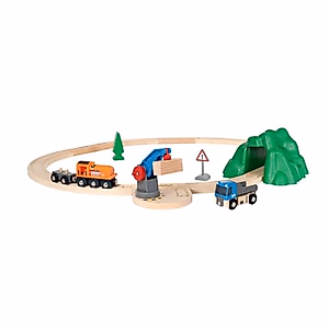 BRIO Starter Lift&Load Set Wooden Toy Train Durable | Child Safe | Encourages Creativity | Compatible with All Wooden Railway Sets | Includes Engine, Lorry, Wagon, Track and More