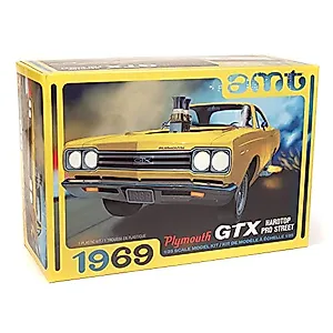 AMT 1969 Plymouth GTX Hardtop Pro Street 1:25 Scale Model Kit
