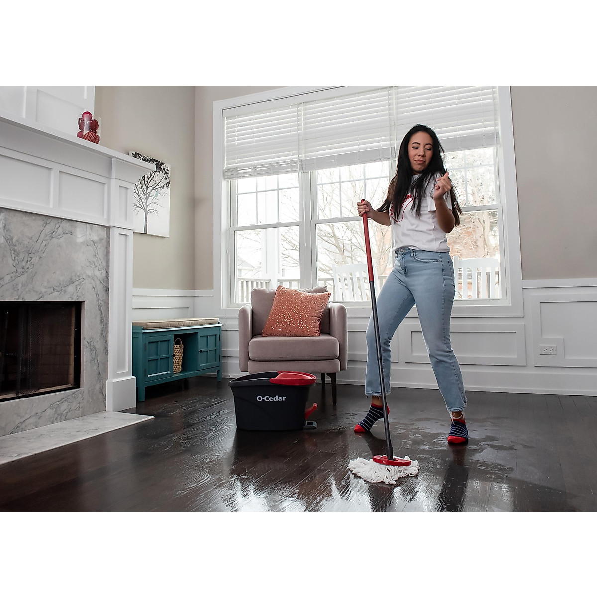 O-Cedar EasyWring Microfiber Spin Mop & Bucket Floor Cleaning System + 2 Extra Refills, Red/Gray