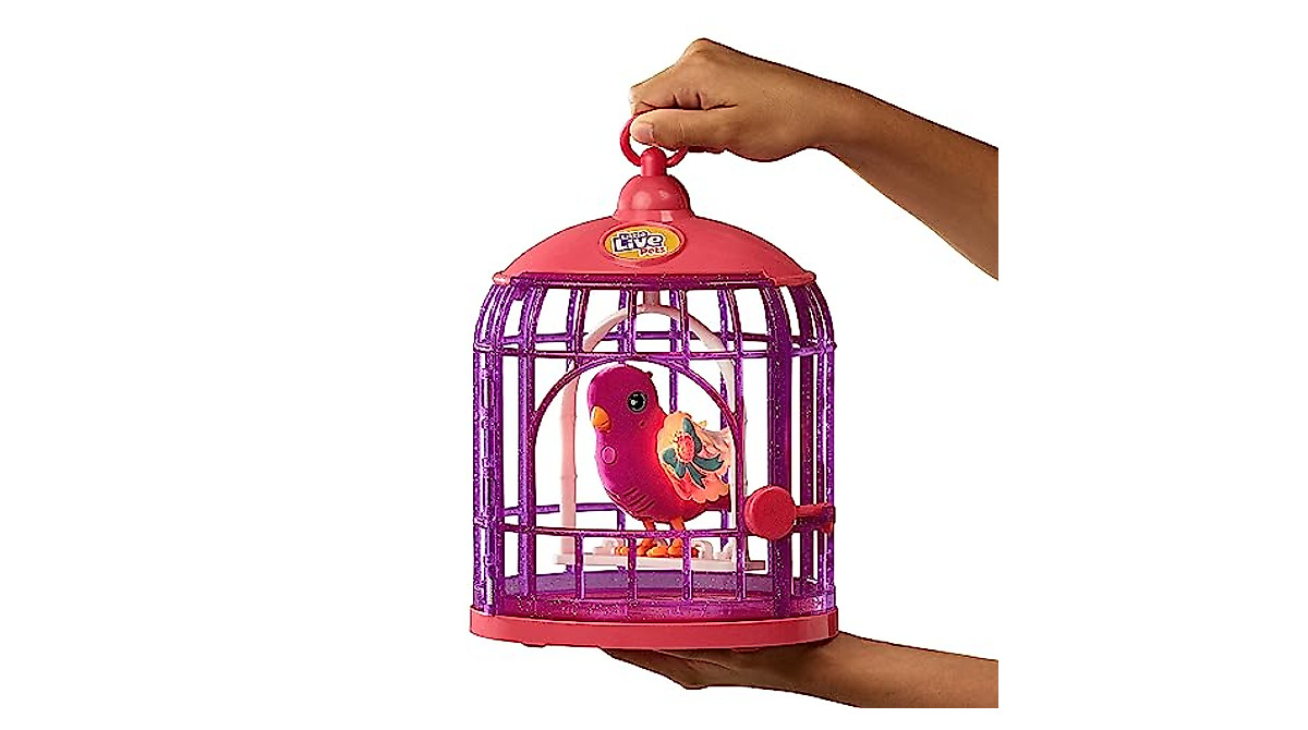 Little Live Pets - Lil' Bird with Light Up Wings