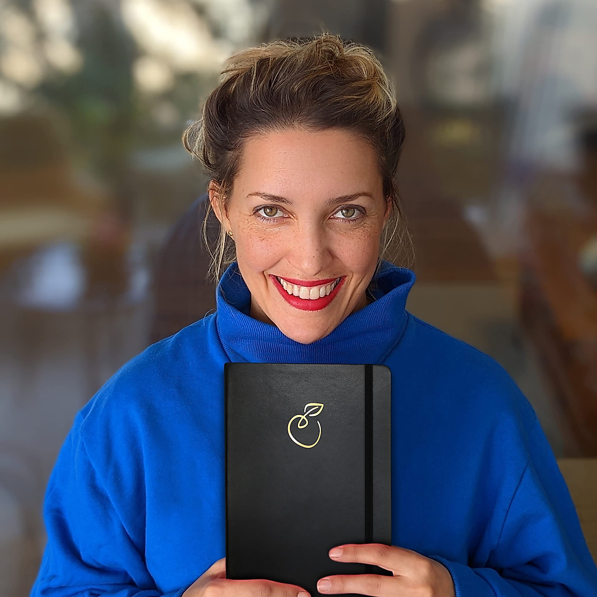 Life & Apples Growth Planner - Daily Planner for Productivity, Time Management and Goals - Undated 13 Weeks Goal Planner with Gratitude, Goal Focus and Hourly Agenda (Black)