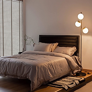 Tangkula 3-Globe Floor Lamp, Modern Freestanding Lamp with Convenient Foot Switch & 3 E26 Bulb Bases, Sturdy Steel Pole, Tall Standing Light for Living Room, Bedroom, Study, Simple Assembly (Golden)