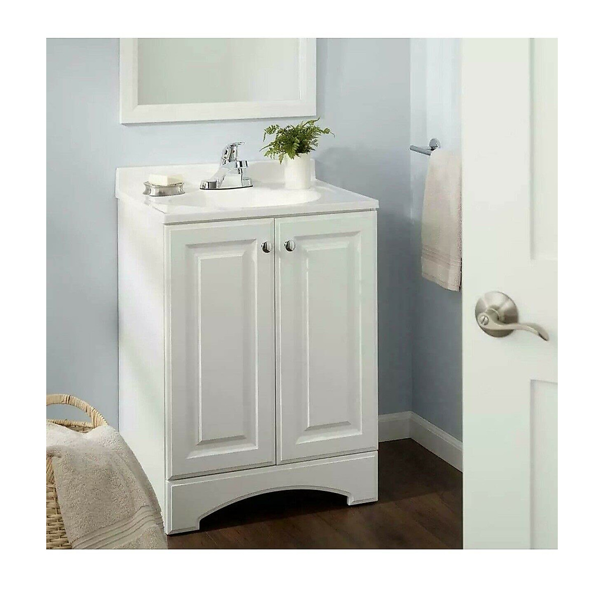 GLACIER BAY Aragon 1002 226 981 4" CENTERSET Low-ARC Bathroom Faucet/ Chrome Finish/ Exclusive ClickInstall Drain for Quick