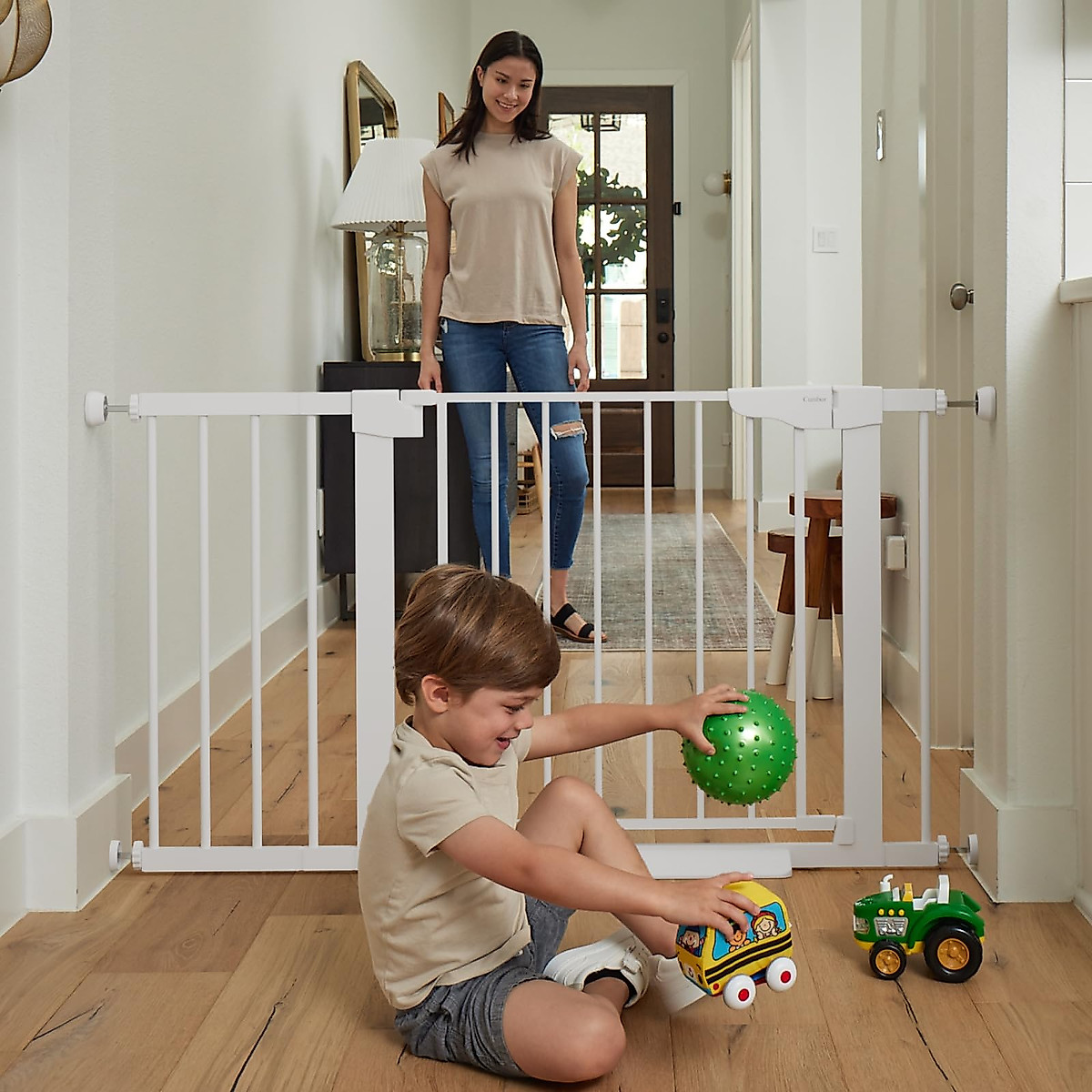 Cumbor 29.7-46" White Baby Gate & Cumbor 0-55" White Retractable Baby Gate for Stairs, Wide Safety Gates for Kids or Pets, Child Gate for Doorways, Hallways, Indoor, Outdoor