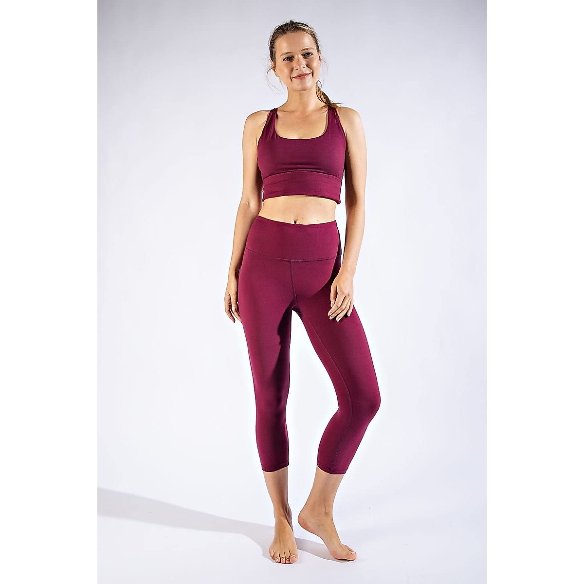 Hype Up Women's High Waisted Buttery Super Soft Capri Length Activewear Legging (S-3X) Burgundy