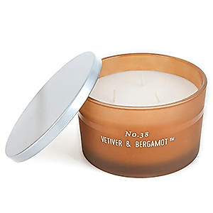 No. 38 Vetiver & Bergamot Jar Candle, 15 Ounces