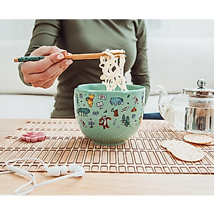Toynk Disney Winnie the Pooh Allover Icons 20-Ounce Ramen Bowl and Chopstick Set