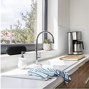 Insignia Sonic Portable Bluetooth Speaker- Black